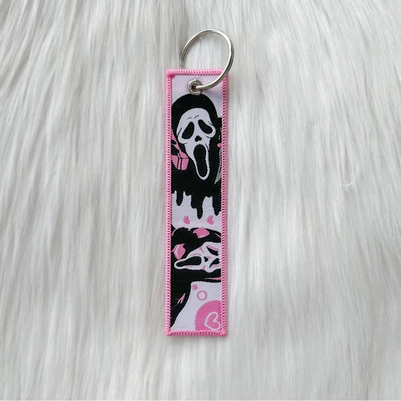 Art | Scream Ghostface Horror Movie Pink Keychain | Poshmark